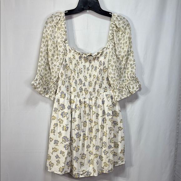 Dresses | French Connection Floral Print Dress With Puff Sleeves ...
